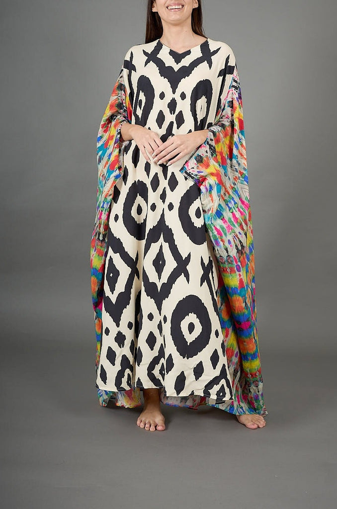 Kaftan Kuwait: Shop Exquisite Kaftans Online in Kuwait – Muccii.com
